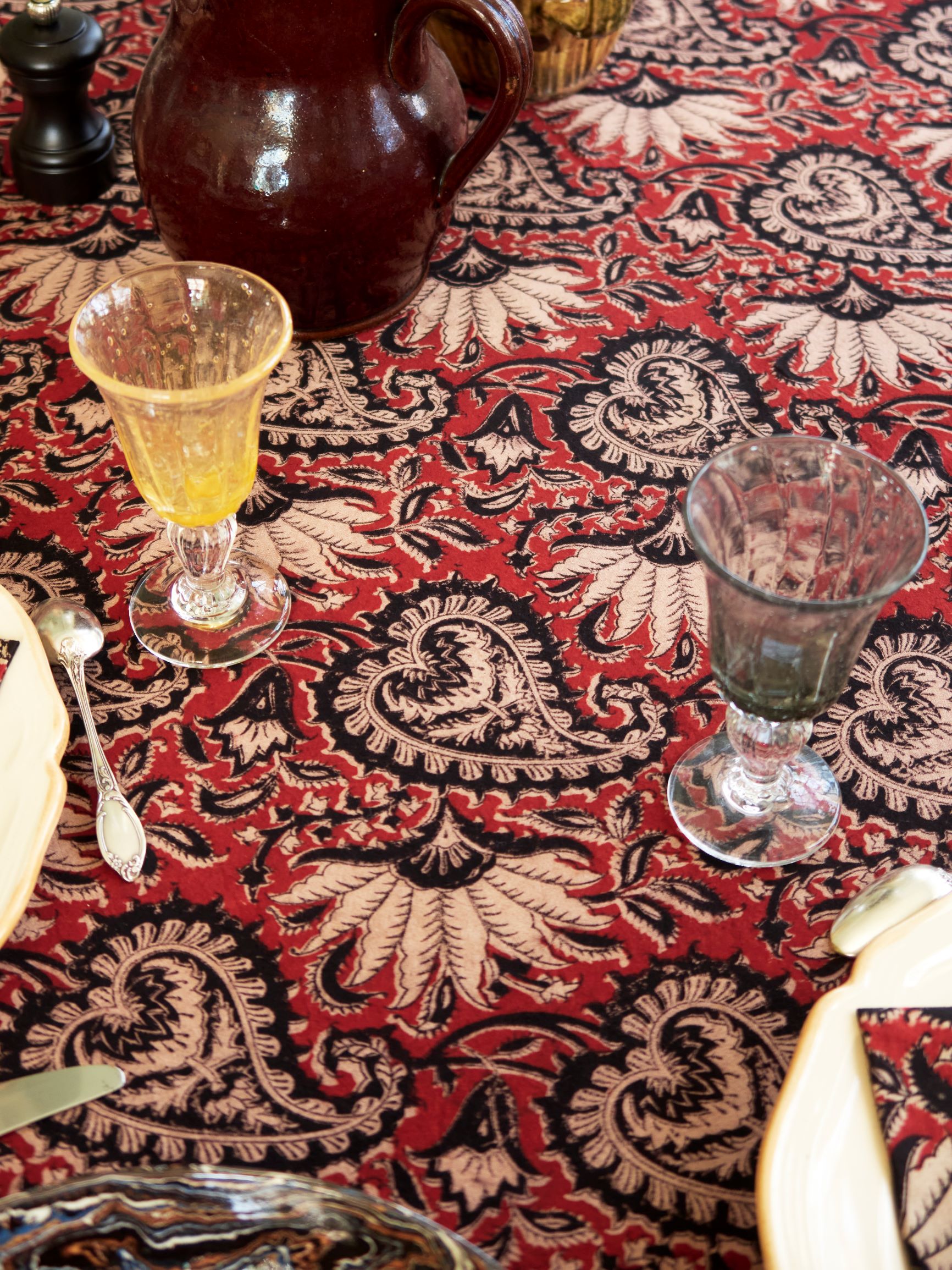 Table linens • Simrane