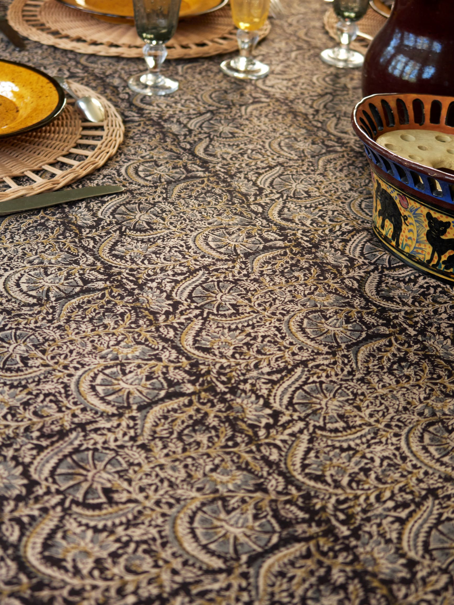 Table linens • Simrane
